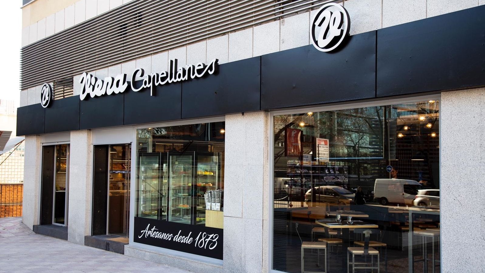 The Madrid bakery Viena Capellanes celebrates 150 years with its ...
