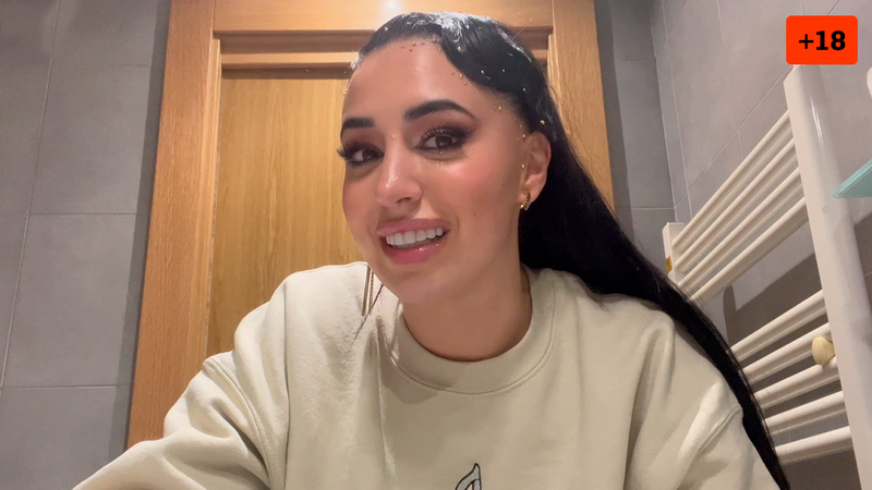 Carla Flila nos cuela en la gala de los Premios Feroz y en el ‘after party’