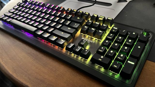 Análisis del teclado mecánico Roccat Pyro