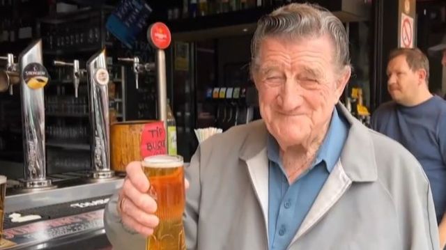 Derek, el turista más famoso de Benidorm
