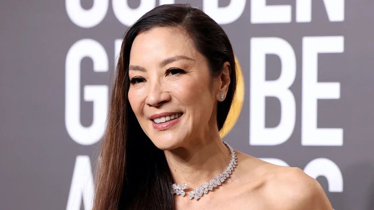 Piel tersa y luminosa a los 60 años: así se cuida Michelle Yeoh, la actriz candidata al Oscar
