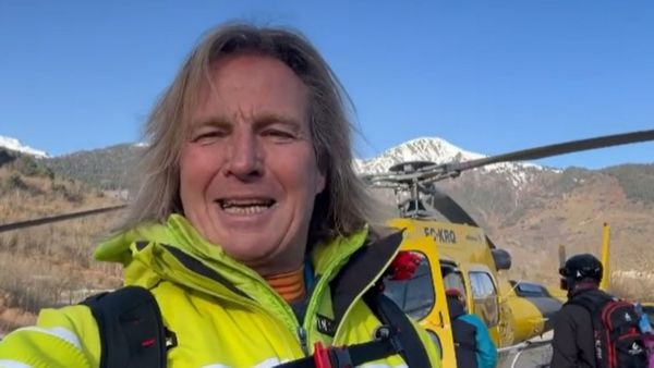 Pocholo se sube a un helicóptero y recuerda el polémico salto de su ...