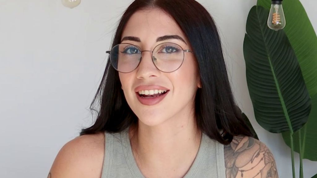 Naomi Asensi habla por primera vez de su hermano y de su verdadera ...