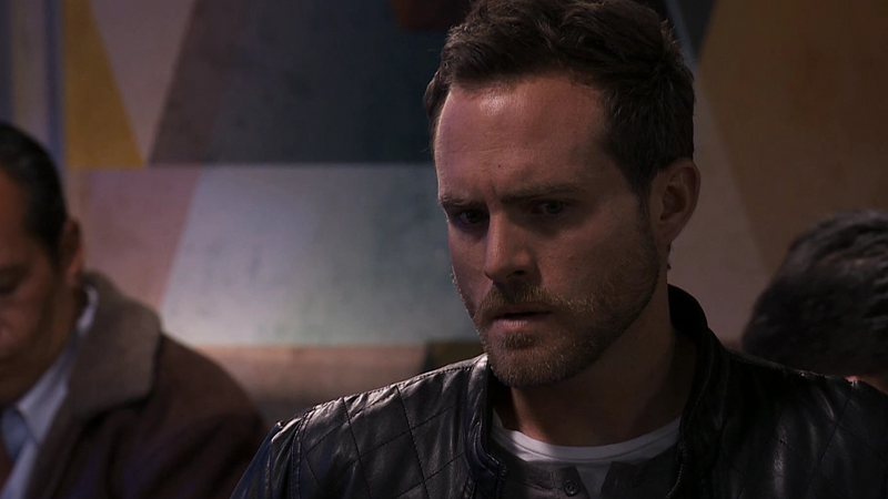 Avance: Daniel cree que César corre peligro en 'Los miserables' - Divinity