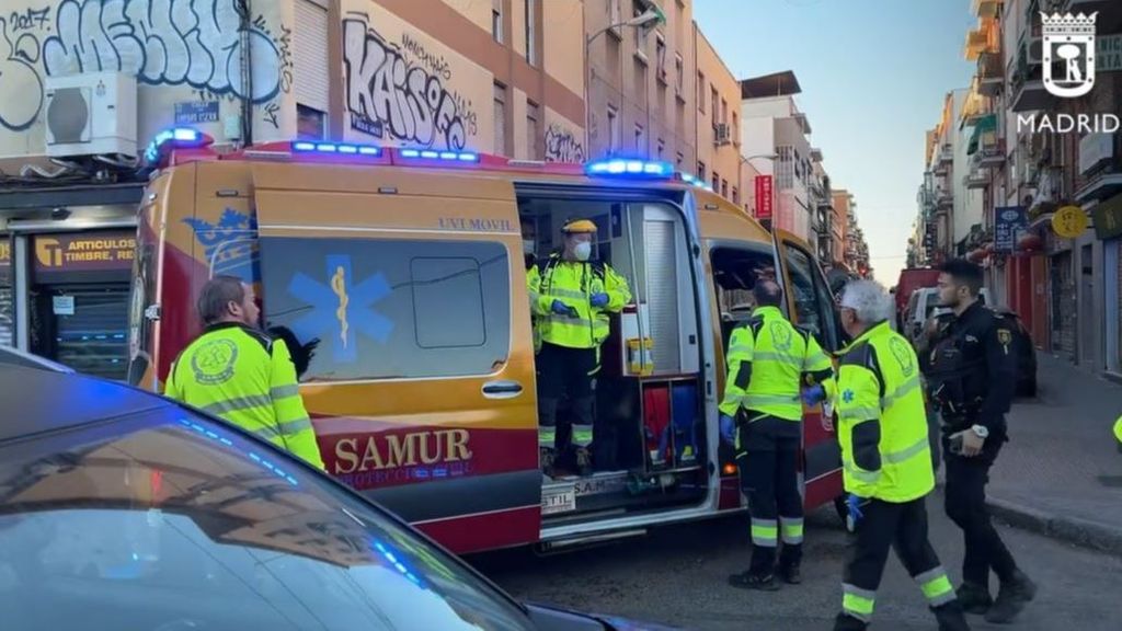 Apuñalan a un joven en el Metro de Usera, Madrid