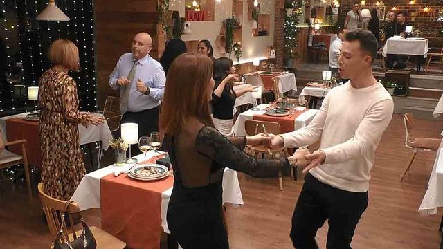 David pisa el acelerador al ritmo de la música en ‘First Dates’: “Eres ...