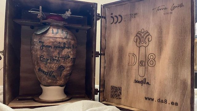 El invento de dos sevillanos que hace posible tomar vino en botija como ...