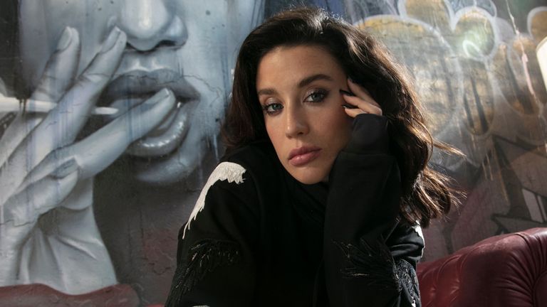 María Pedraza y Jason Fernández, nueva pareja del verano: su foto ...