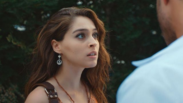 Efsun pega a Emir tras saber quien es, en 'Más hermosa que tú' - Divinity