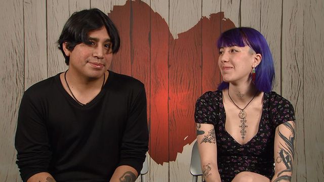 Ethan y Aurora no consiguen superar la timidez durante su cita en ...