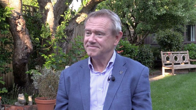 David Haigh, consultor de marcas: "La monarquía británica es como la ...