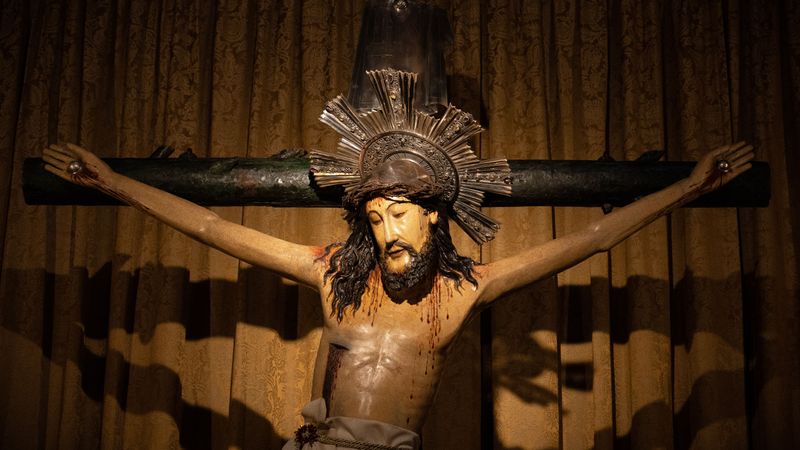 Descubrimiento en el Cristo de Lepanto de la Catedral de Barcelona - NIUS