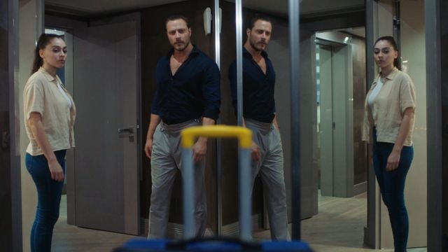 Ali besa a Efsun y Emir la echa de su vida, en 'Más hermosa que tú' - Divinity