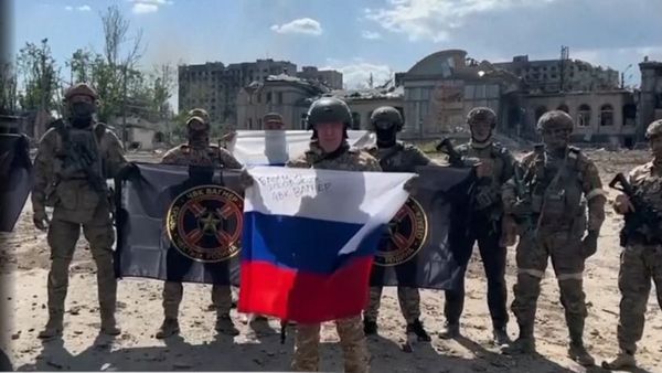 El jefe de Wagner anuncia la toma de Bajmut y Ucrania lo desmiente