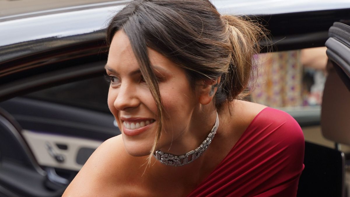 Boda Kiko Matamoros y Marta López Álamo: el vestido de Laura Matamoros ...