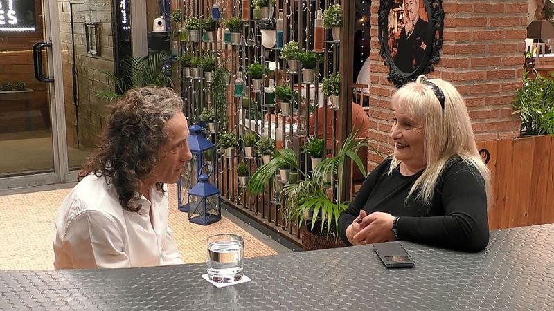 Miguel alucina con el tamaño de los pechos de su cita en ‘First Dates ...