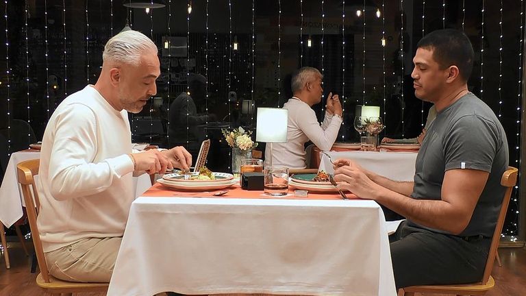 César y el gran secreto de las páginas de contactos de los periódicos ...