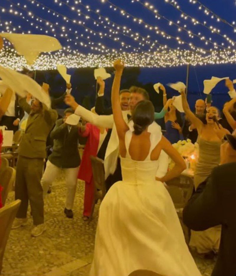 La boda de Marcos Llorente y Paddy Noarbe en imágenes: su vestido de ...