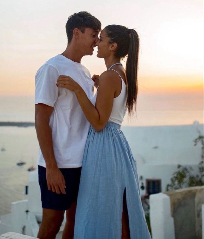 Mario González estalla contra Javi Redondo por compartir una foto besando a Claudia - La isla de ...