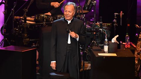 Julio Iglesias cumple 80 años, operaciones estéticas, evolución y foto ...