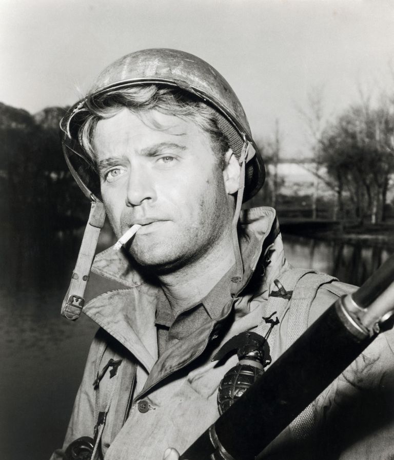 La muerte de Vic Morrow: cuarenta años del accidente que cambió las ...