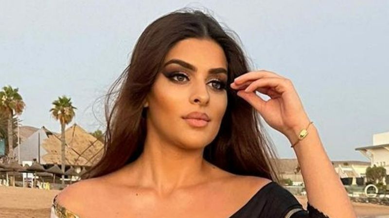 La Rebe recibe una lluvia de críticas por su traje de baño en la ...