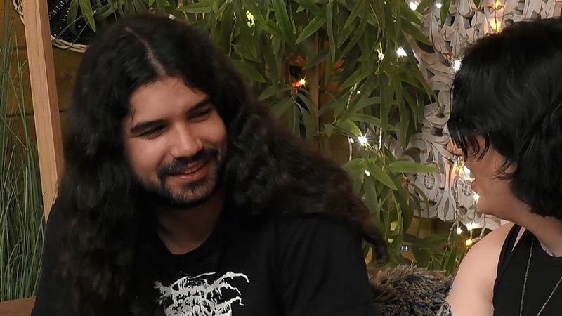 La timidez deja a Toni completamente bloqueado en el reservado de ...