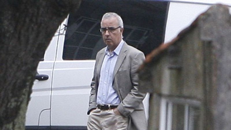 Alfonso Basterra, condenado por el asesinato de su hija Asunta, evita ...