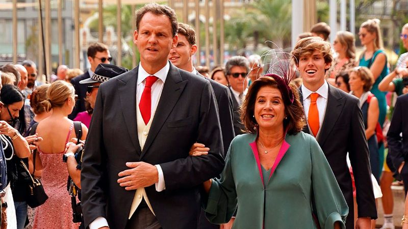 Así ha sido la boda real del príncipe Louis Nicolas Crépy, nieto de ...