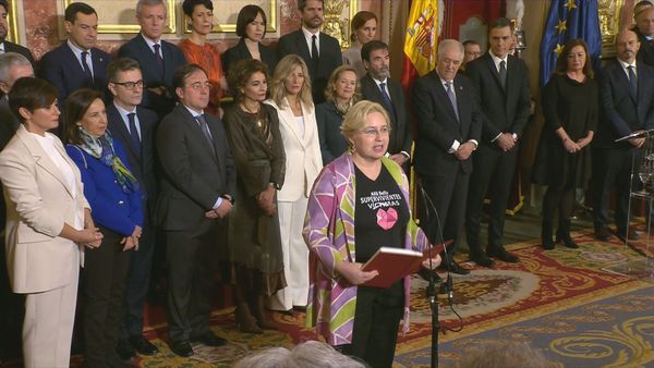 Aniversario de la Constitución: Ana Bella y su dicurso contra la ...