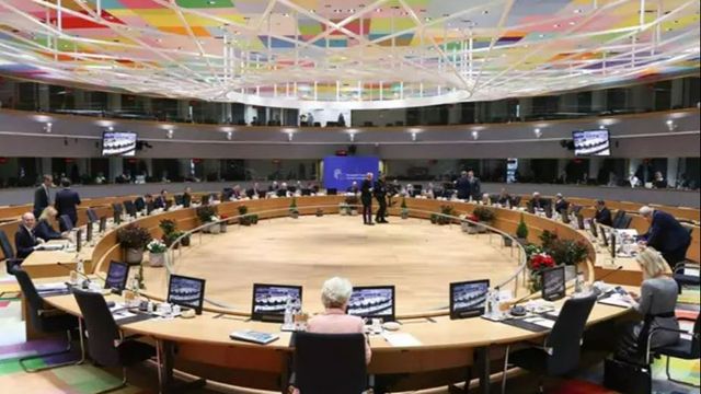 Los Líderes De La Ue Negociarán La Adhesión De Ucrania Y Moldavia