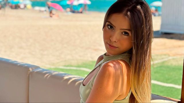 Andrea Bueno De La Isla De Las Tentaciones Tiene Una Cabra Como