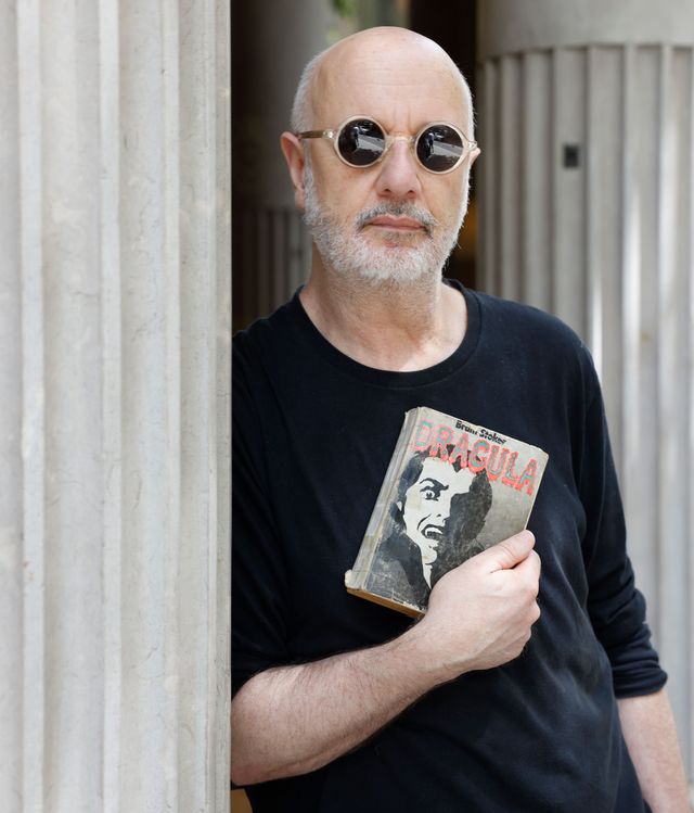 Rodrigo Fresán: "Un escritor siempre tiene la edad que tenía al ...