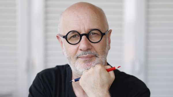 Rodrigo Fresán: "Un escritor siempre tiene la edad que tenía al ...