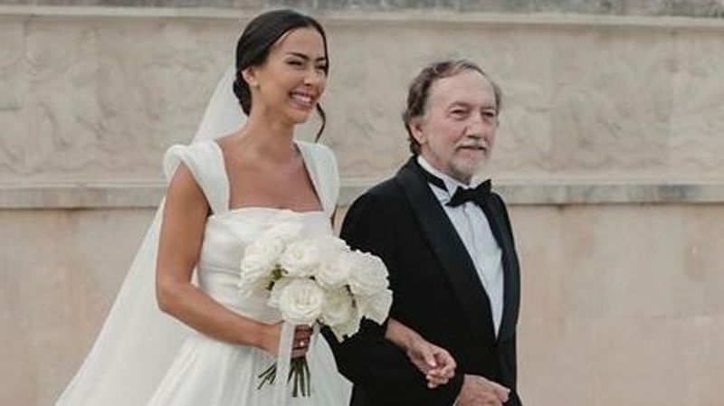 Paddy, la mujer de Marcos Llorente, rota tras la muerte de su padre: su ...