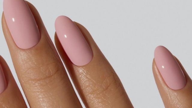 Las siete tendencias en colores de uñas que arrasan en 2024