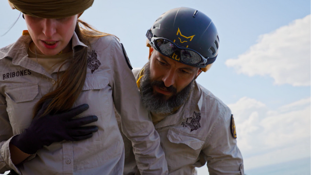 El primer hallazgo de los bribones acaba con la arqueóloga paralizada