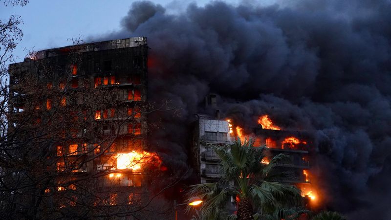Incendio de Valencia: los muertos quedaron atrapados en las plantas ...