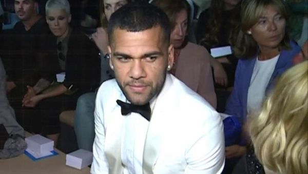 Dani Alves podría haber recurrido al padre de Neymar para pagar la fianza - Así es la vida