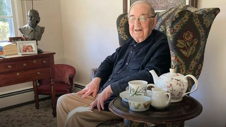 Tener 101 años y parecer 70: así se alimenta el economista Roy Cohen ...