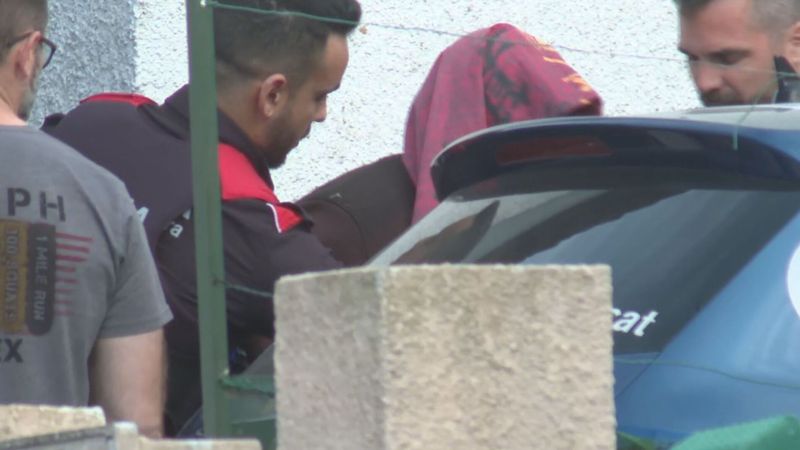 El hombre que ha matado a su hijo en Bellcaire, recibido al grito de ...