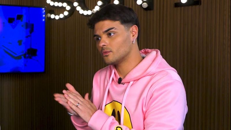 Así es Esty CG, la novia influencer, modelo y tiktoker de Abraham Mateo ...