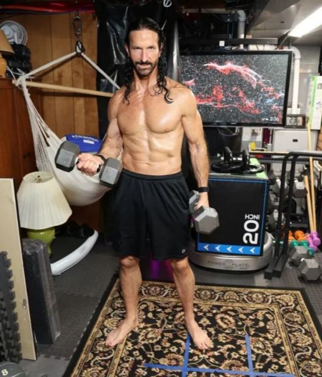 Las claves de un biohacker para recortar su edad biológica