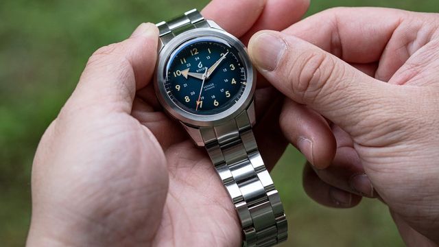 10 relojes azules para hombre que son pura elegancia por menos de 500 euros