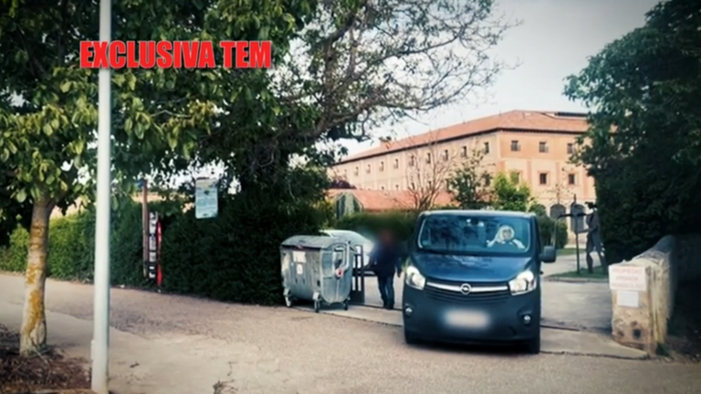 Exclusiva | Las imágenes de cuatro monjas clarisas abandonando el convento de Belorado en dos ...