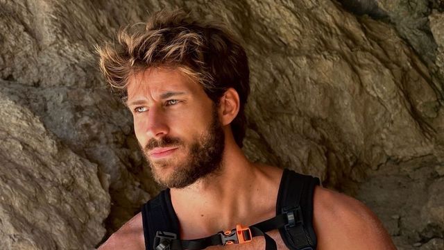 Viajero, modelos y familiar: así es la vida de Alejandro Caracuel tras ...