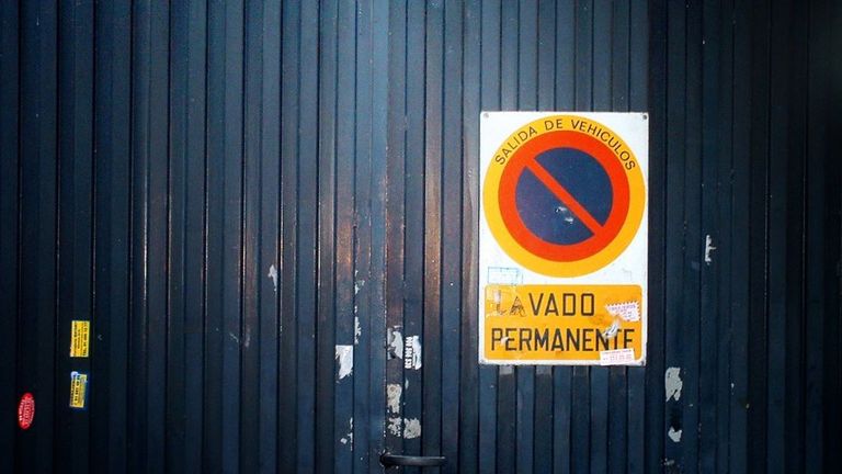 ¿Cuánto cuesta poner un vado en tu garaje?