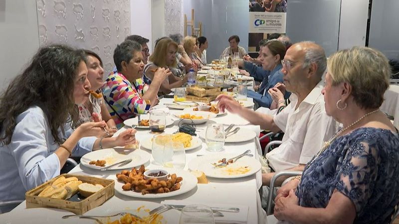 Acabar con la soledad no deseada, el nuevo objetivo de '12 meses, 12 ...