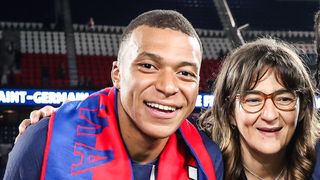 La familia de Mbappé: madre abogada, padre entrenador y dos hermanos ...