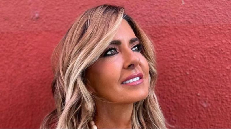 Marisa Martín-Blázquez comparte una foto en topless - Outdoor